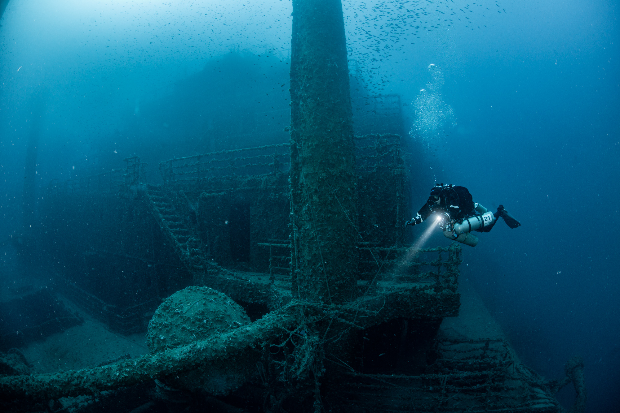 5 Top Wreck Destinations To Dive and Explore - Hollis